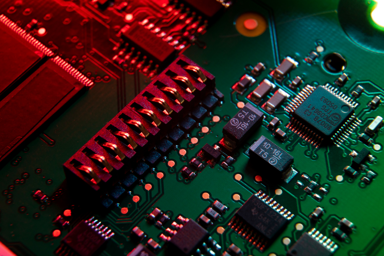 What Is the Difference Between PCBA and PCB? - Kentucky Magazine